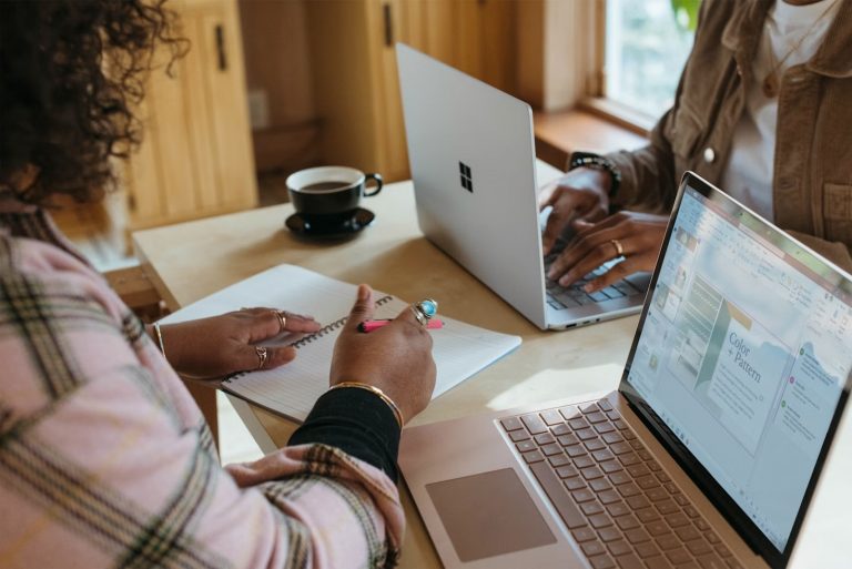 12 Benefits of Continuing Education Along with Your Job - Key To Study